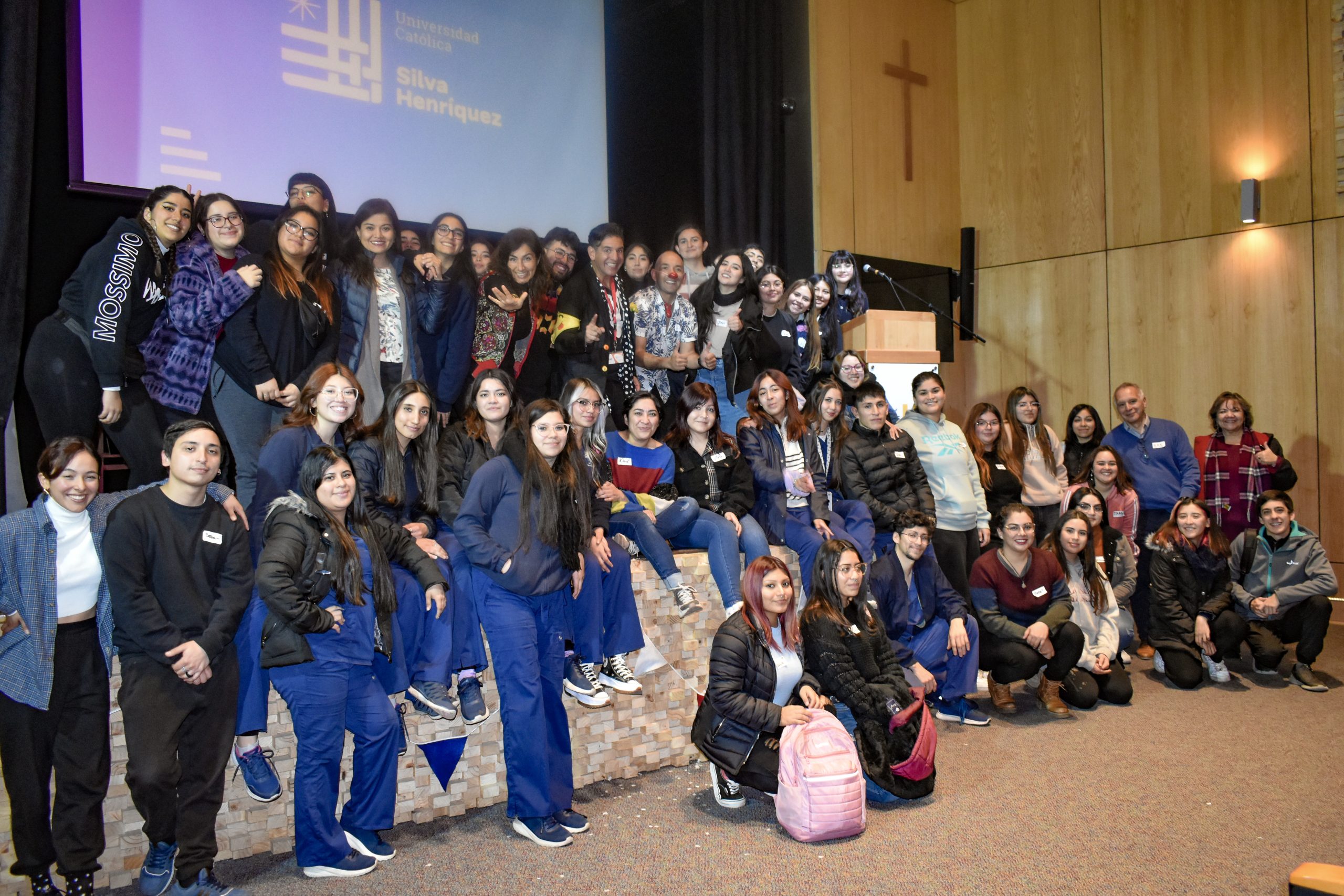 Estudiantes de la Facultad de Salud se certifican en risoterapia Estudiantes de la Facultad de Salud se certifican en risoterapia